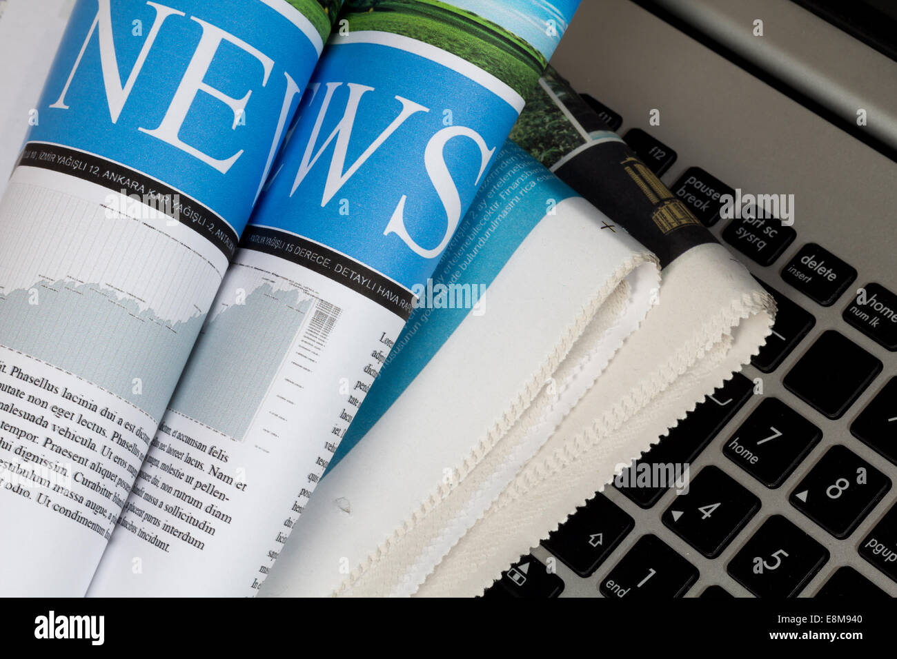 No newspapers no online newspapers hi-res stock photography and images ...