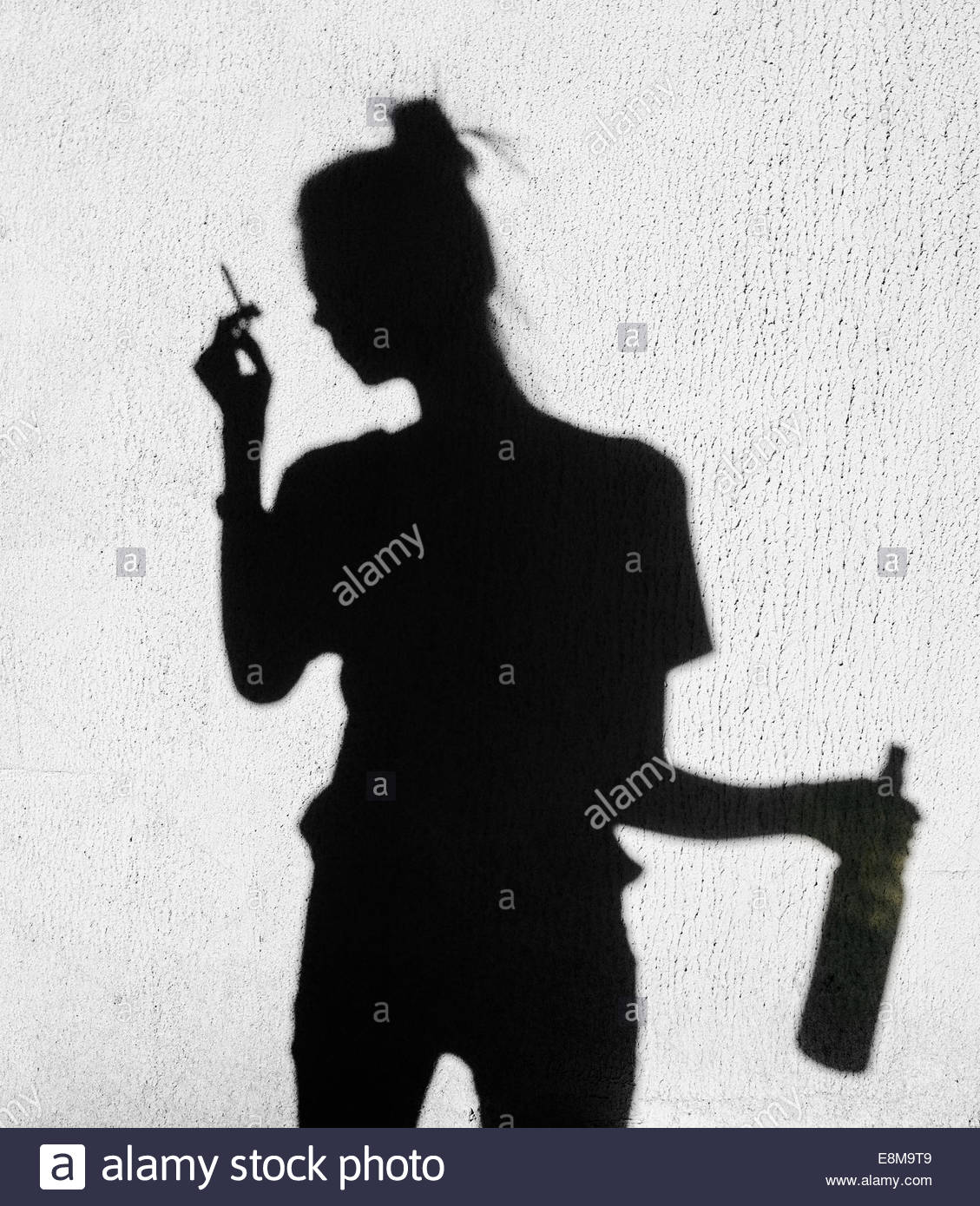 Girl Smoking Cigarette Street Stock Photos & Girl Smoking Cigarette ...