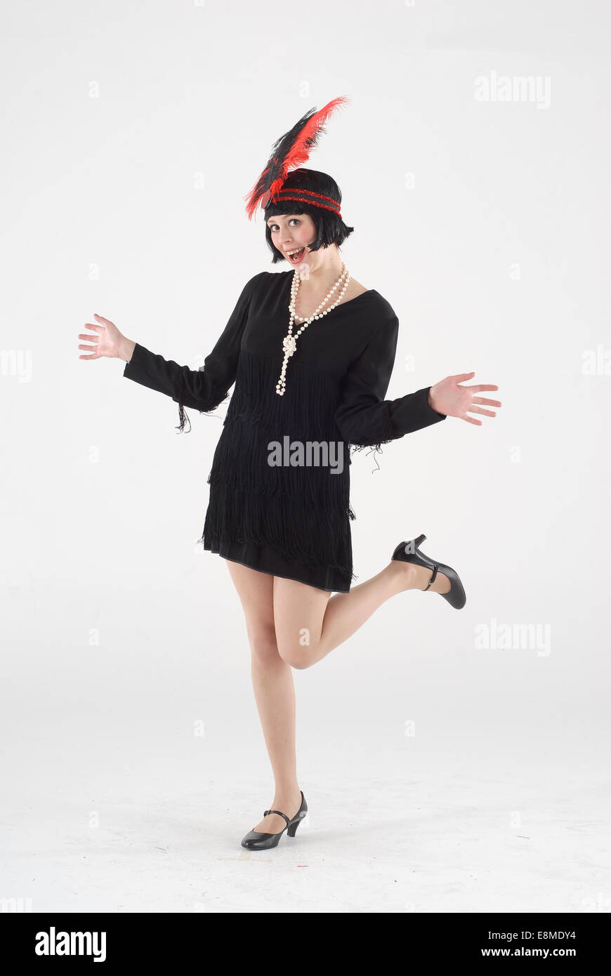 Flapper girl 1920s dancing hi-res stock photography and images - Alamy