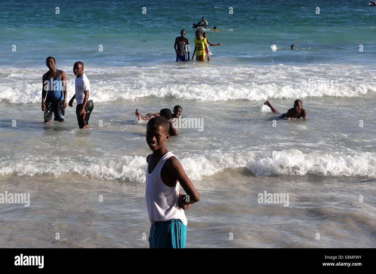 Mogadishu, Somalia. 10th Oct, 2014. Local people have fun on the beach ...
