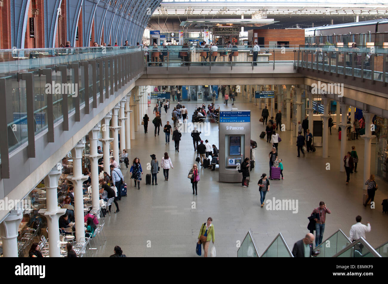 Aerial view st pancras station hi-res stock photography and images - Alamy