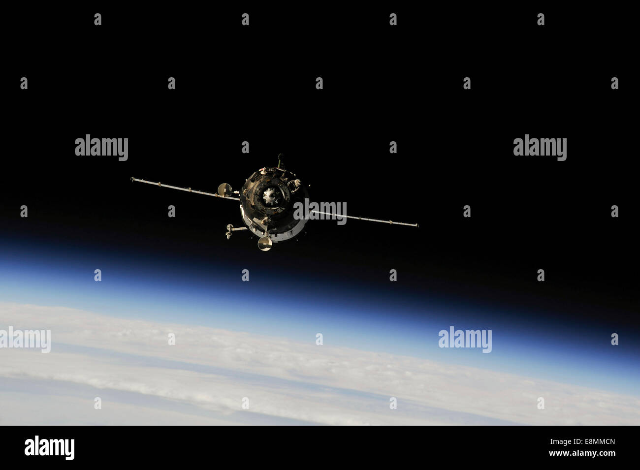 September 25, 2013 - The Soyuz TMA-10M above Earth's limb Stock Photo ...