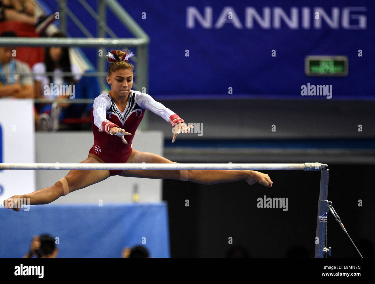 Ashton locklear hi-res stock photography and images - Alamy