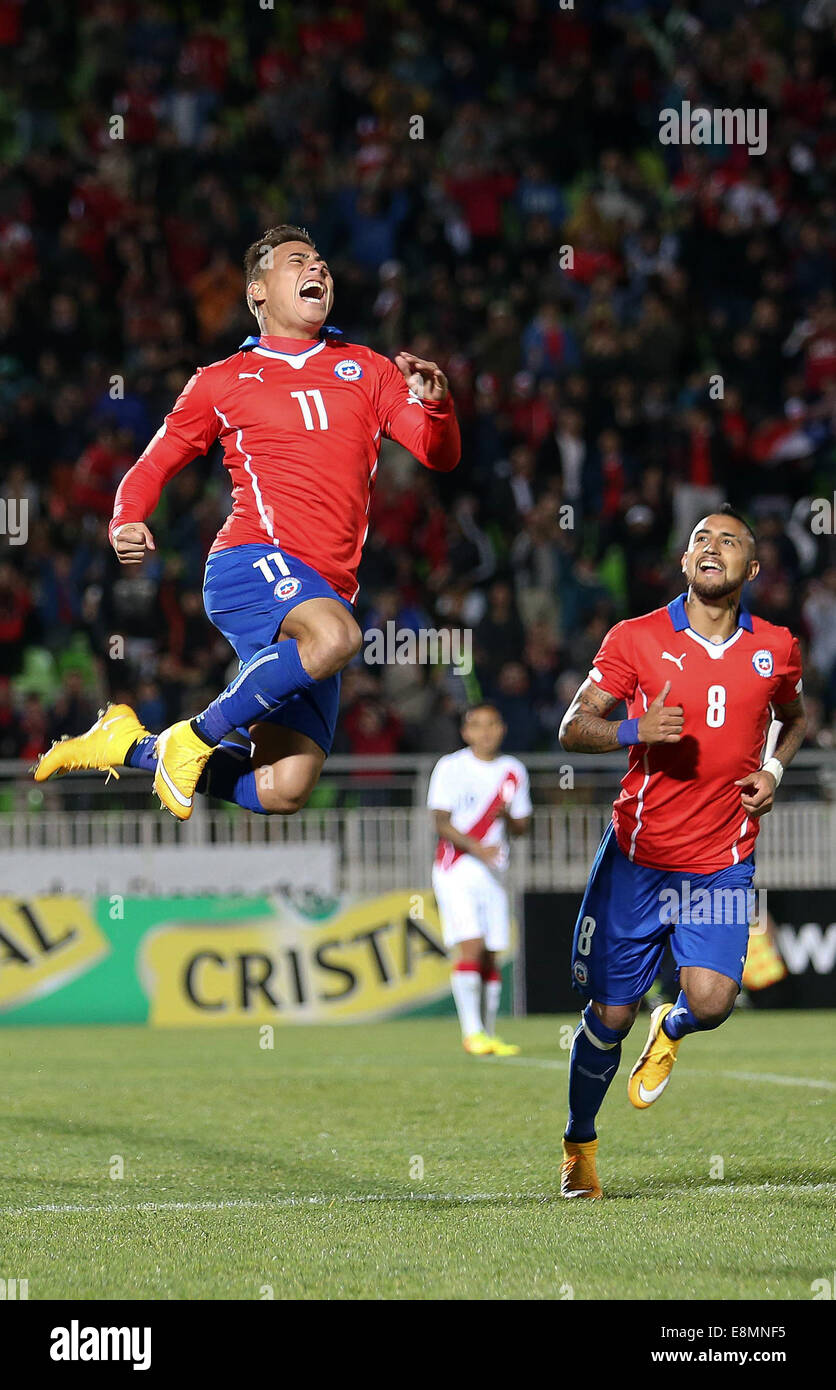 Chile football stadium hi-res stock photography and images - Alamy