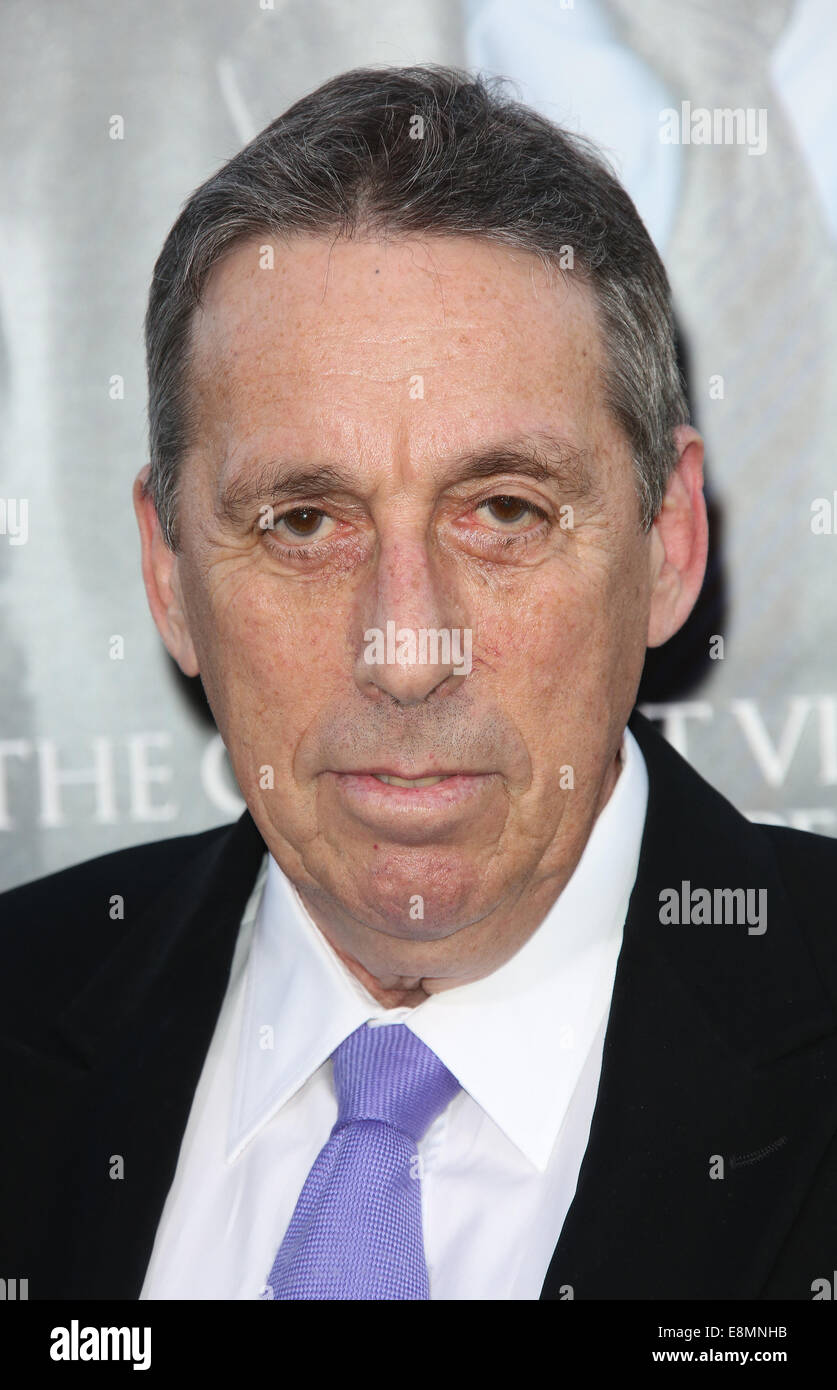 Draft Day Los Angeles Premiere At Regency Village Theatre Featuring ...