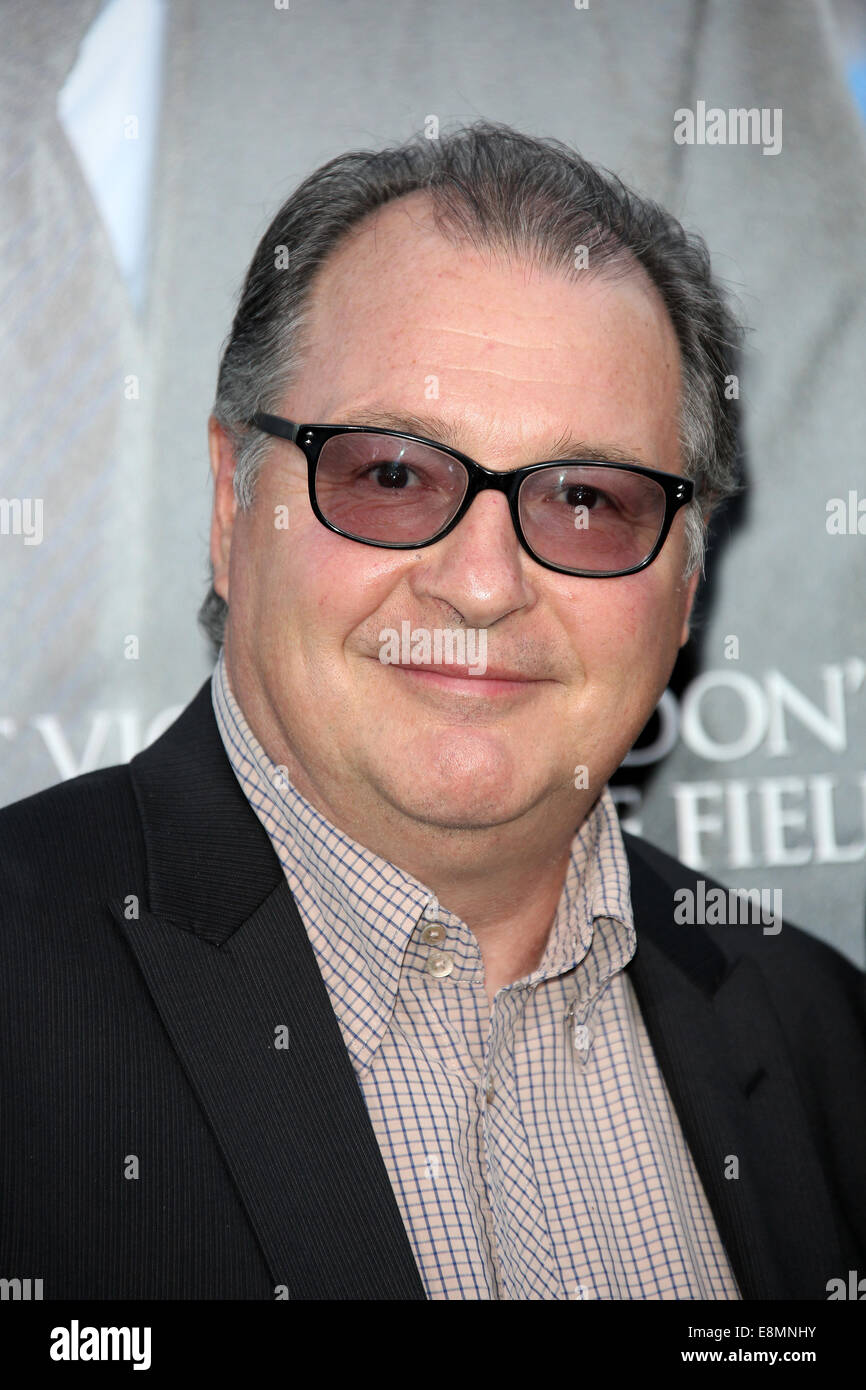 Draft Day Los Angeles Premiere At Regency Village Theatre Featuring ...