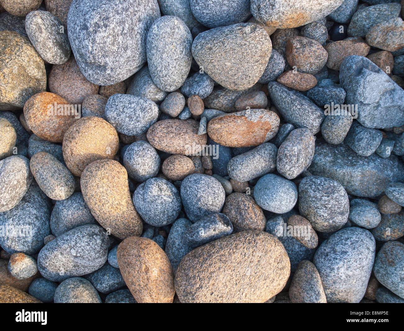 Pebbles background detail in the beach outdoors Stock Photo - Alamy