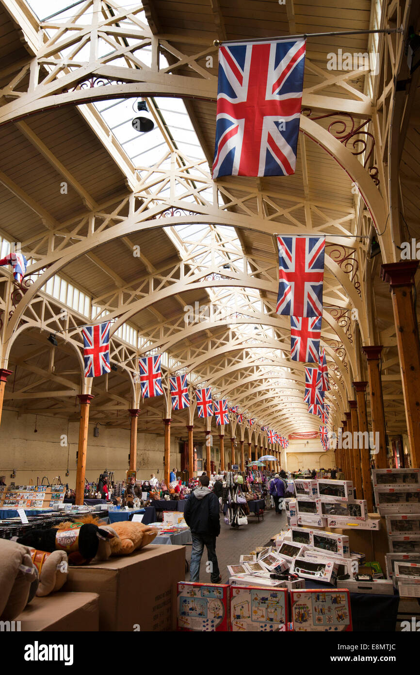 UK, England, Devon, Barnstaple, Pannier Market interior with union ...