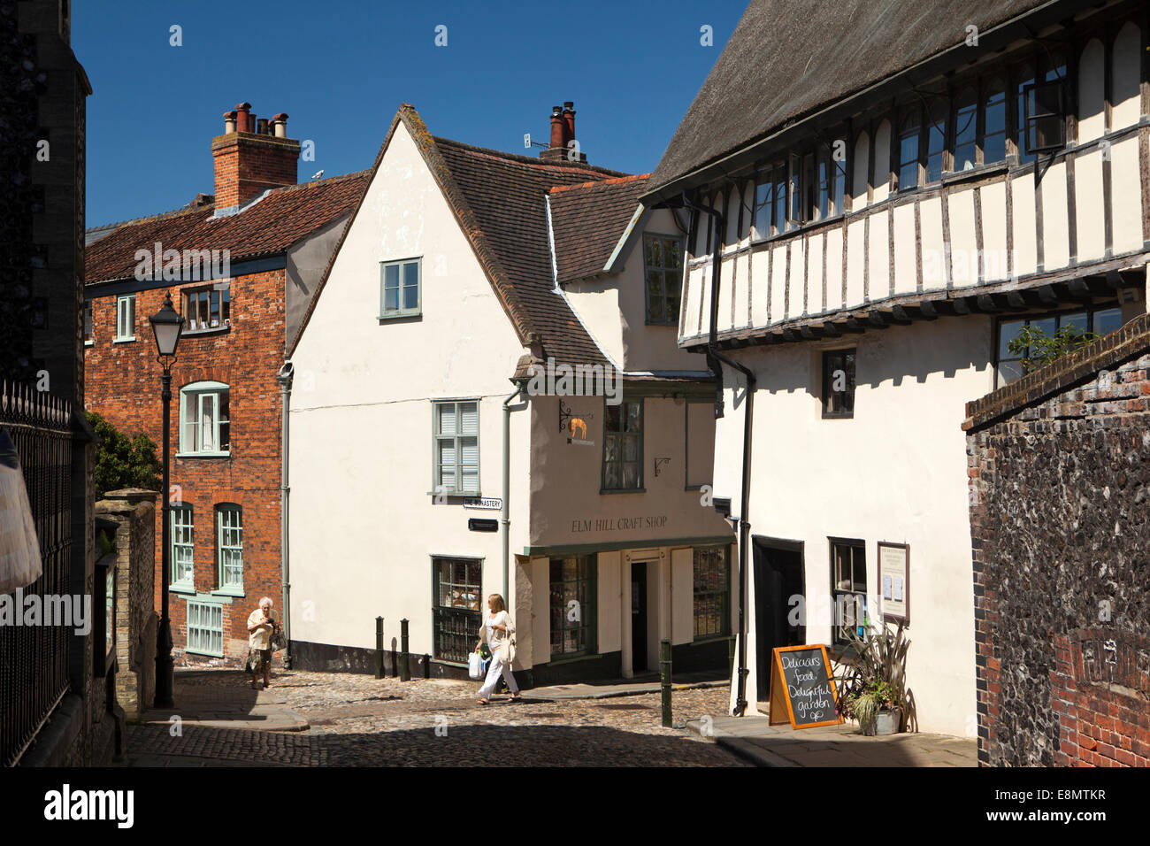 Medieval half timber houses britain uk hi-res stock photography and ...