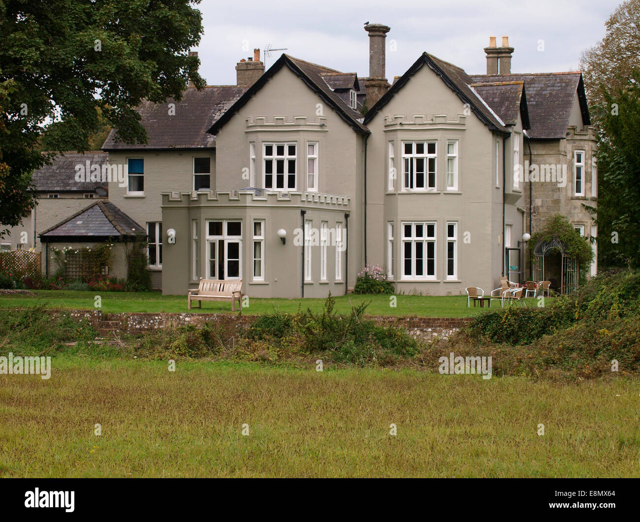 The Castleman Hotel and Restaurant, Chettle, Dorset, UK Stock Photo - Alamy
