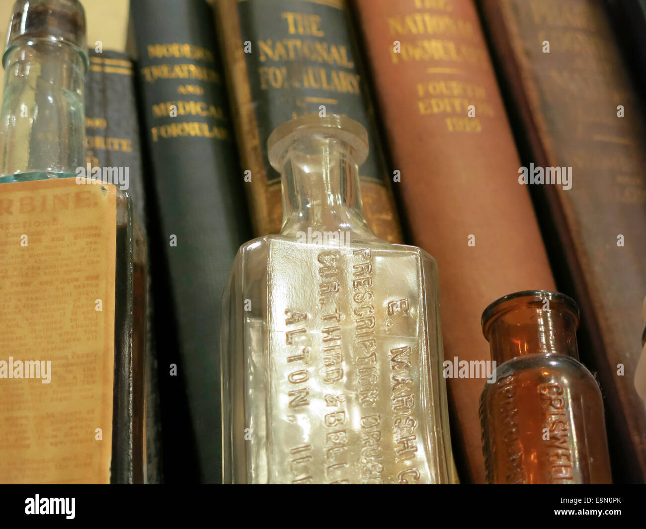 Small treasures hi-res stock photography and images - Alamy