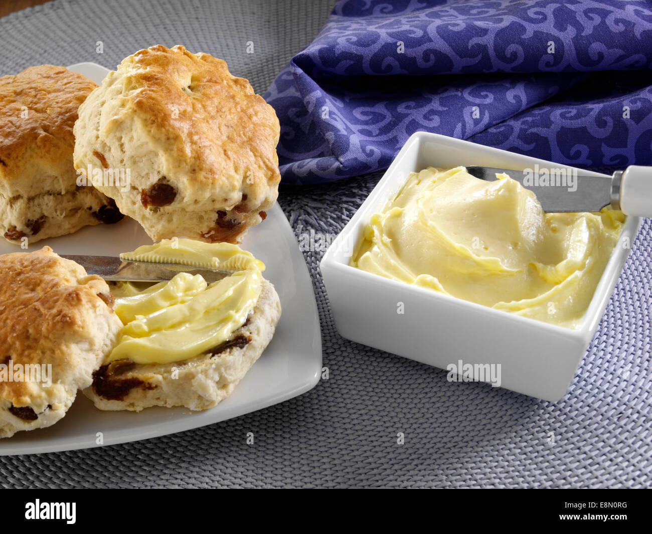 Vanilla butter and scones Stock Photo - Alamy