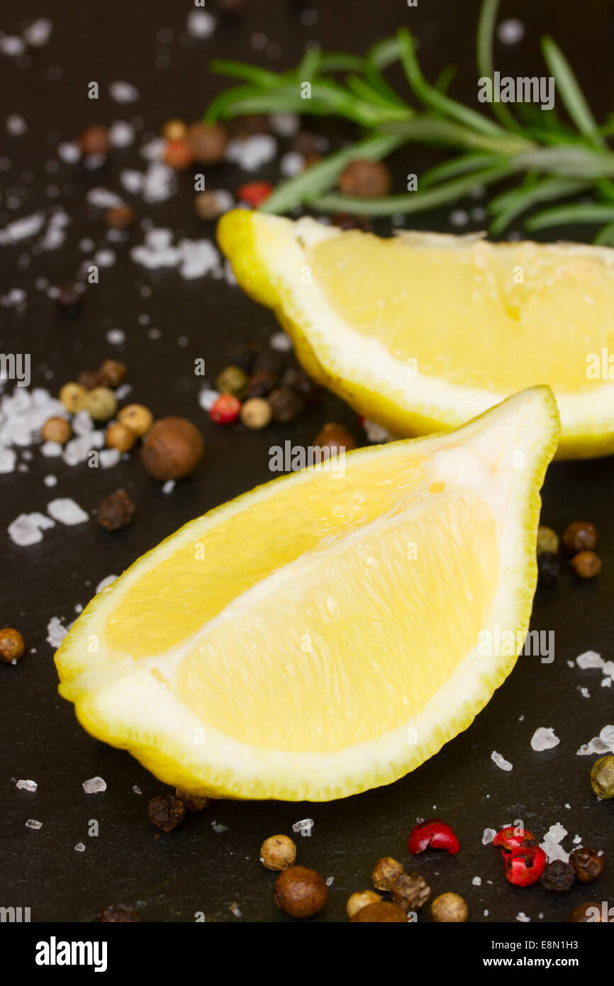 sliced lemon with mix of spices Stock Photo - Alamy