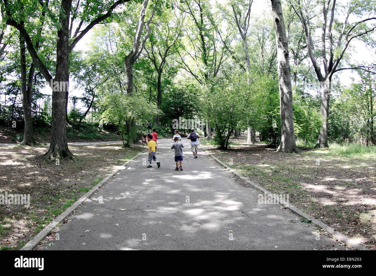 Van cortlandt park hi-res stock photography and images - Alamy