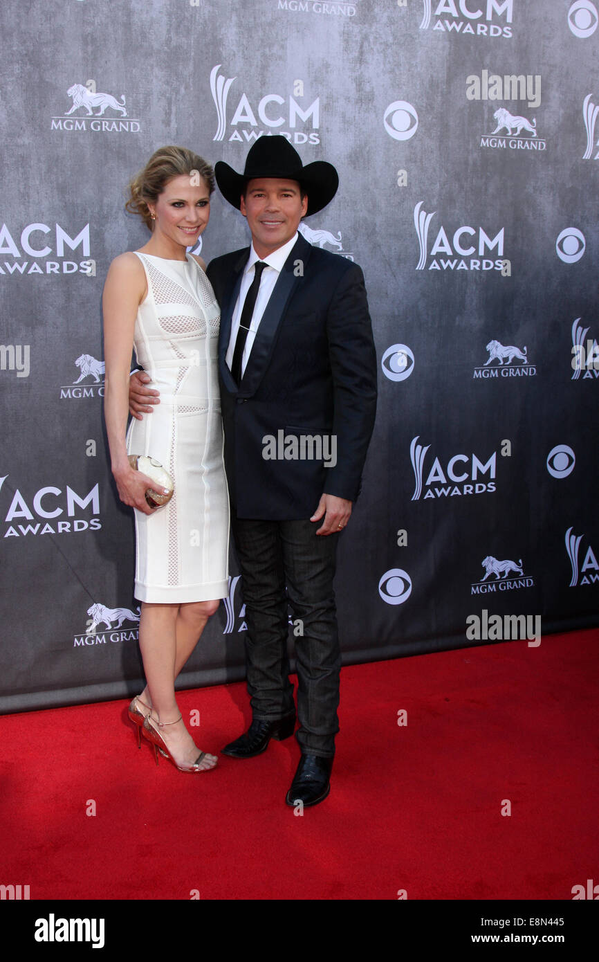 Clay Walker And Jessica Craig Walker High Resolution Stock Photography ...