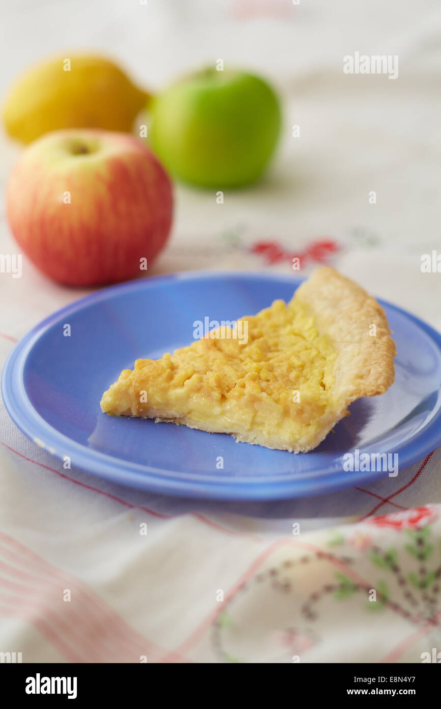 Homemade apple pie custard hi-res stock photography and images - Alamy