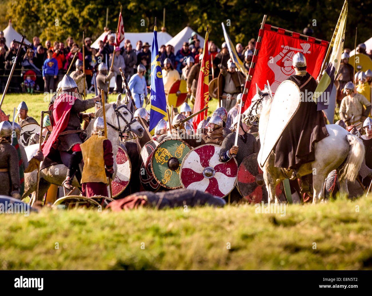 Battle, East Sussex, UK. 11th Oct, 2014. The Battle of Hastings re ...
