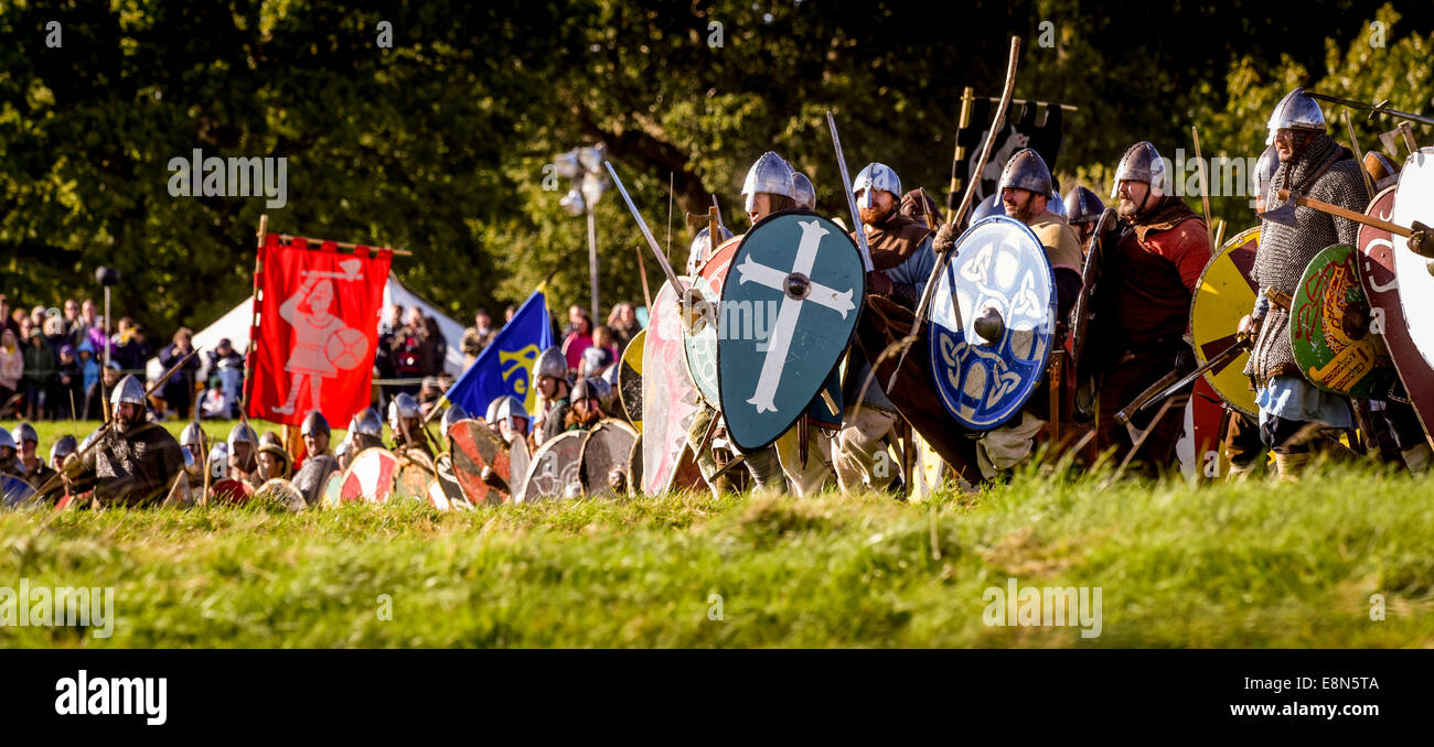 Battle, East Sussex, UK. 11th Oct, 2014. The Battle of Hastings re ...