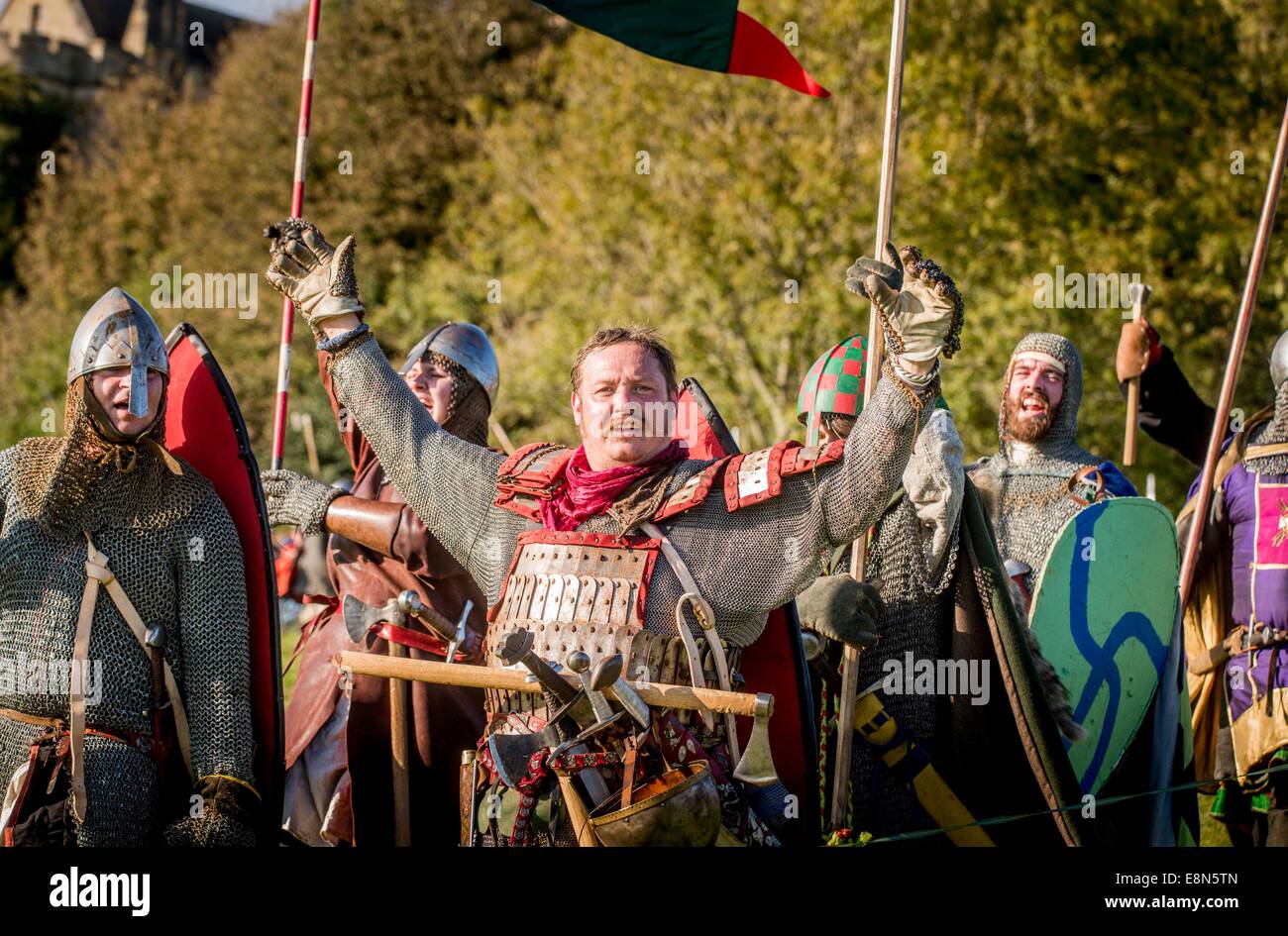 Battle, East Sussex, UK. 11th Oct, 2014. The Battle of Hastings re ...