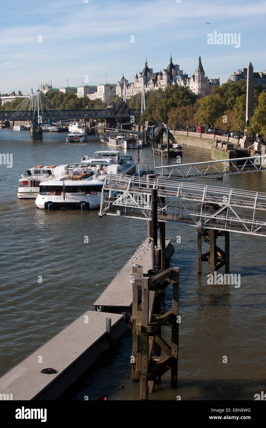 Victoria embankment hi-res stock photography and images - Alamy