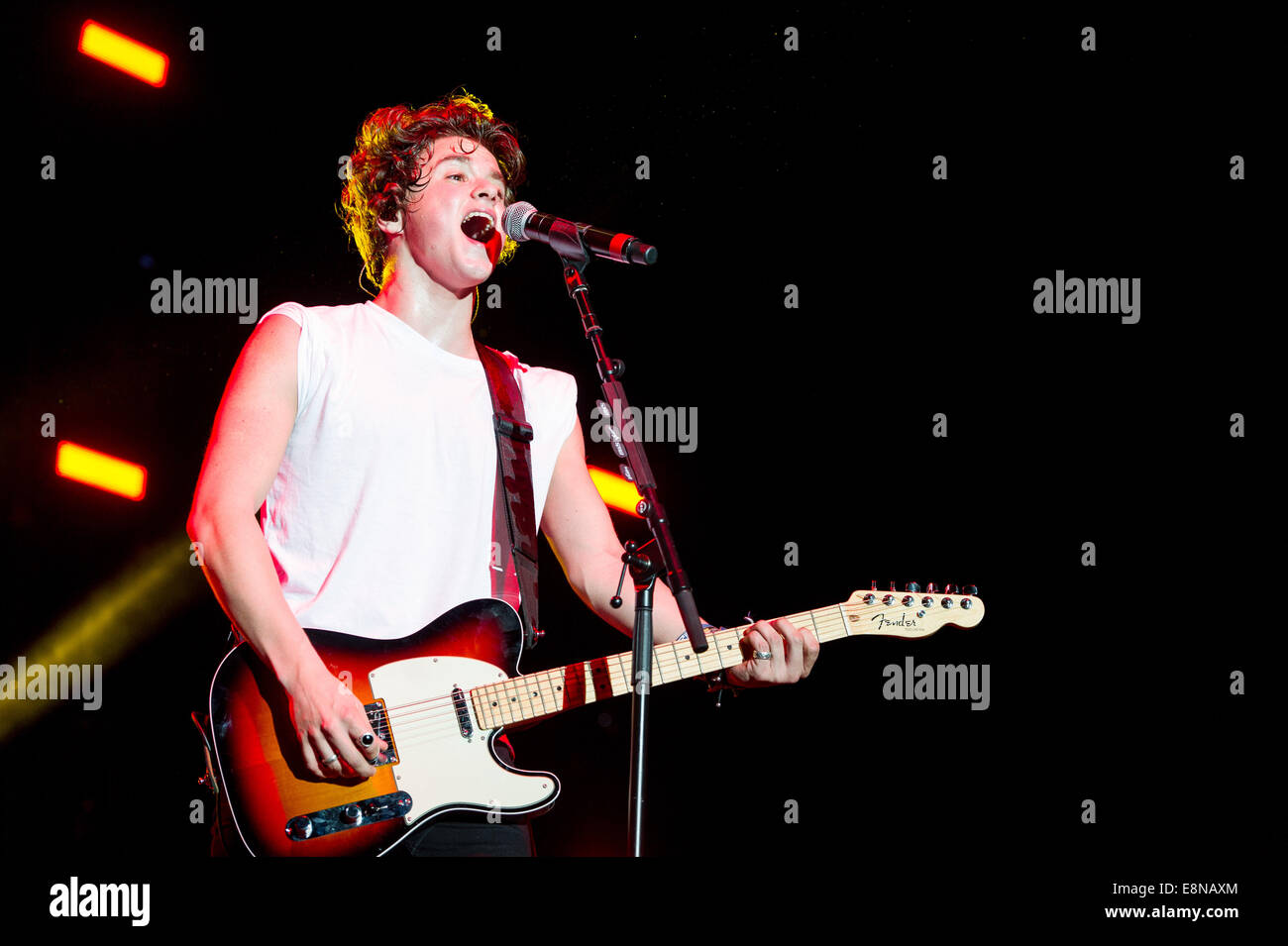 Bradley Simpson - The Vamps Stock Photo - Alamy