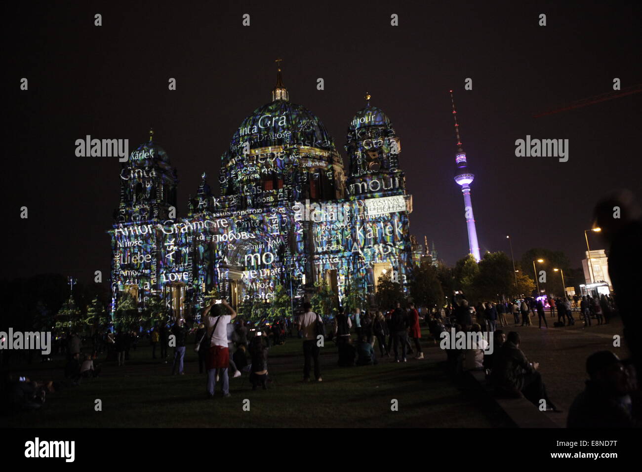 The Berliner Dom illuminated. Berlin's world famous sights and ...