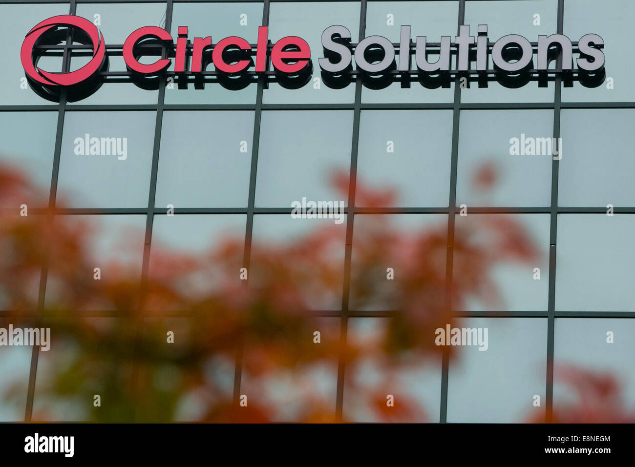 Logo and circle hi-res stock photography and images - Alamy