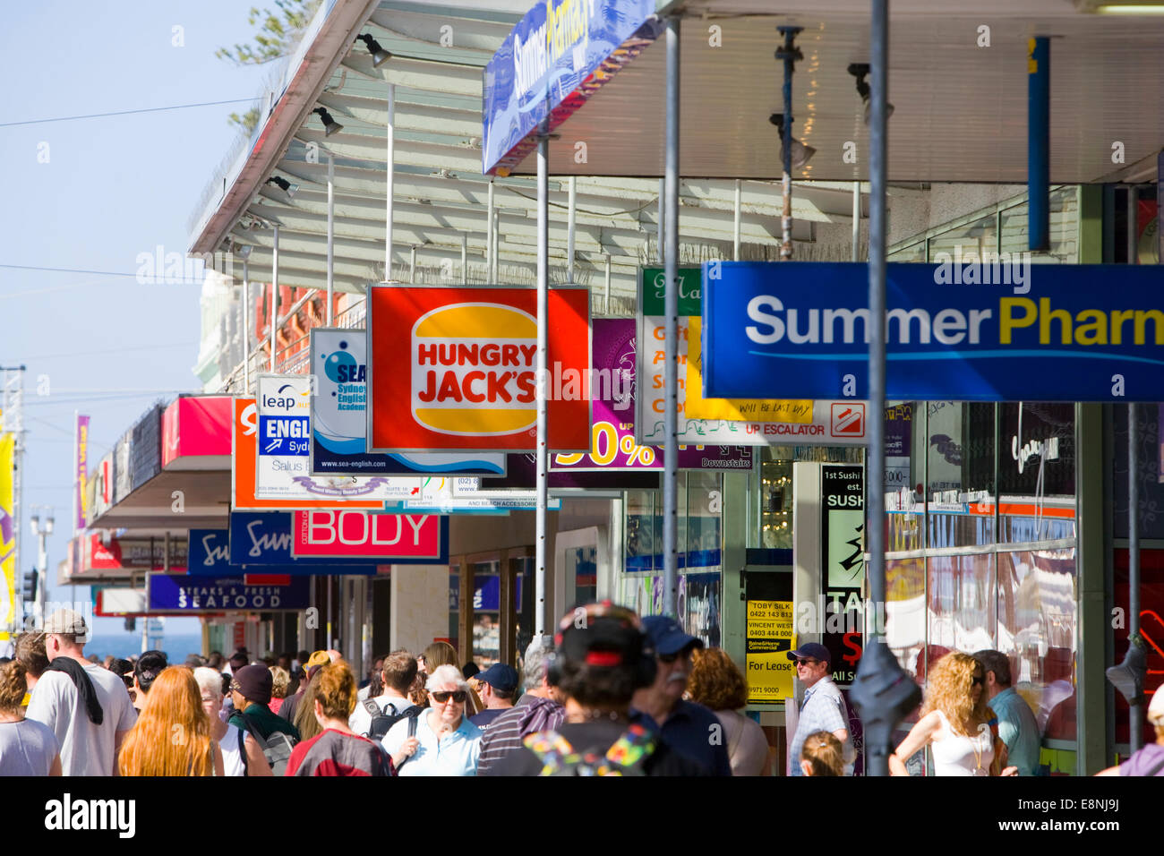 crowded manly beach corso high street,sydney,australia Stock Photo - Alamy