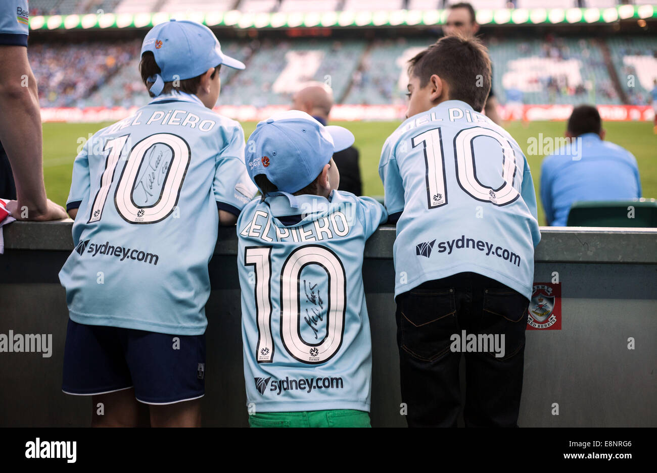 Sydney fc fans hi-res stock photography and images - Alamy