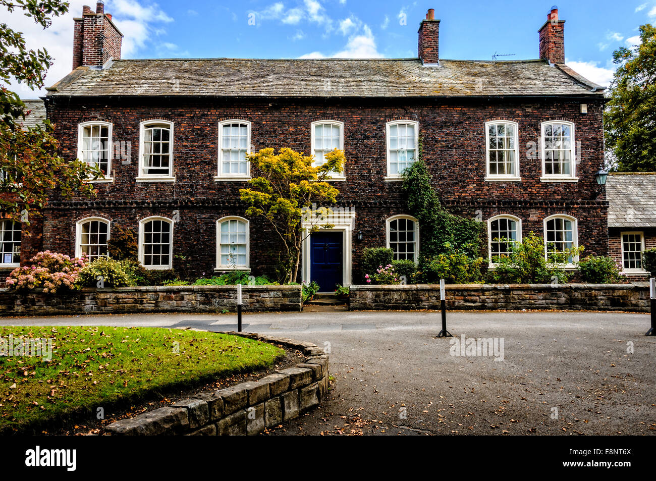 Georgian vicarage hi-res stock photography and images - Alamy