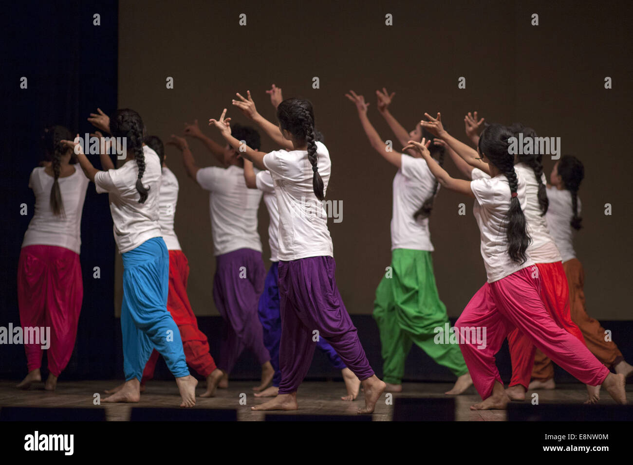 Dhaka, Bangladesh. 12th Oct, 2014. Nrityajog - the Bangladesh Chapter ...