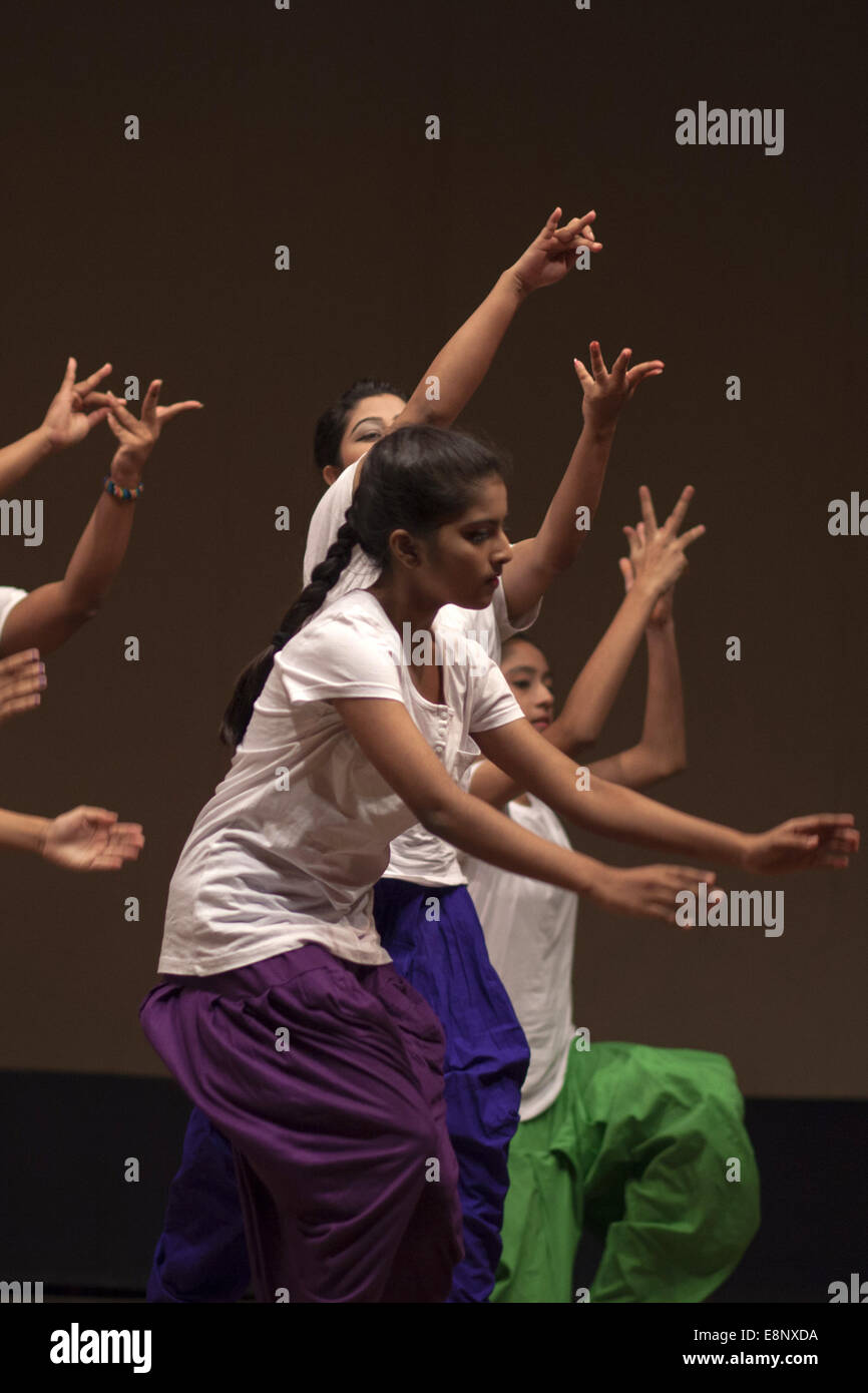 Dhaka, Bangladesh. 12th Oct, 2014. Nrityajog - the Bangladesh Chapter ...