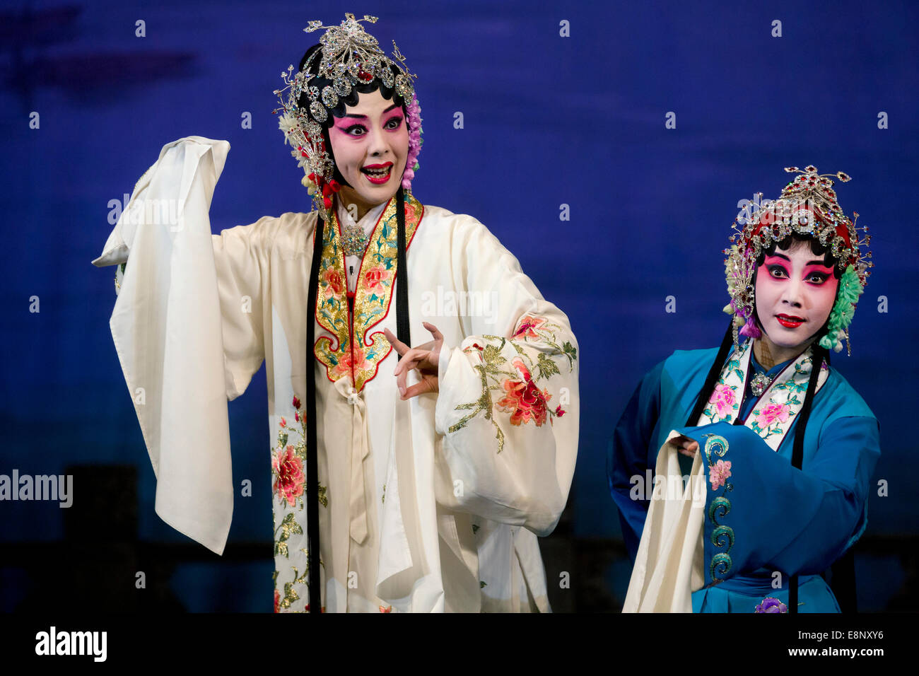Moscow, Russia. 11 Sep, Actors of the Beijing Opera Troupe perform the ...