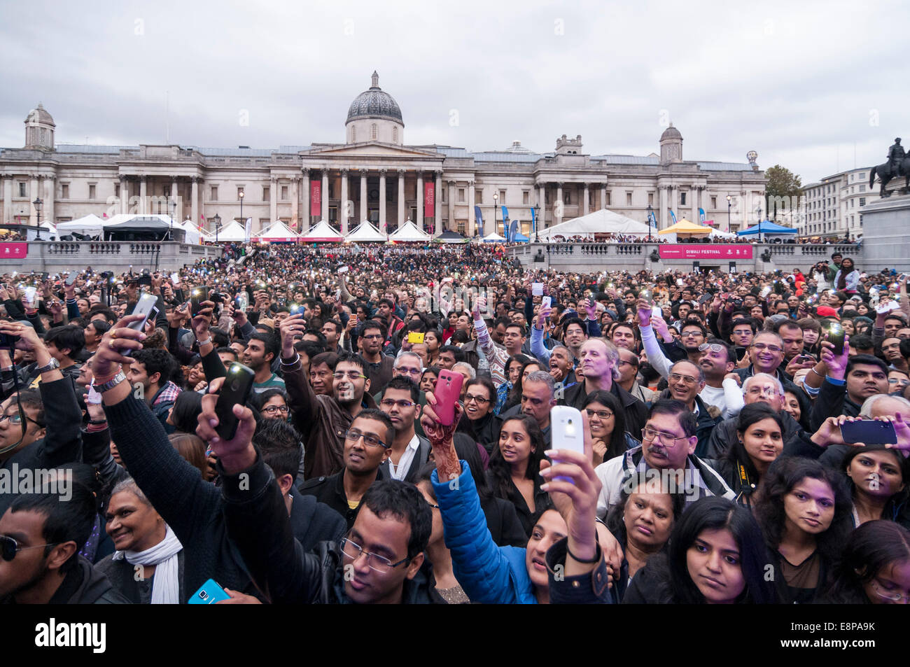 London, UK, 12 October 2014. At the request of the MC, thousands of ...