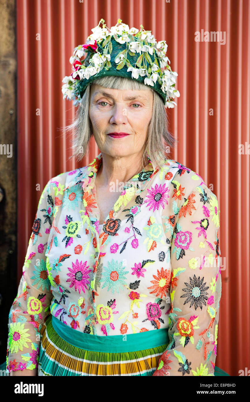 Woman flower hat hi-res stock photography and images - Alamy