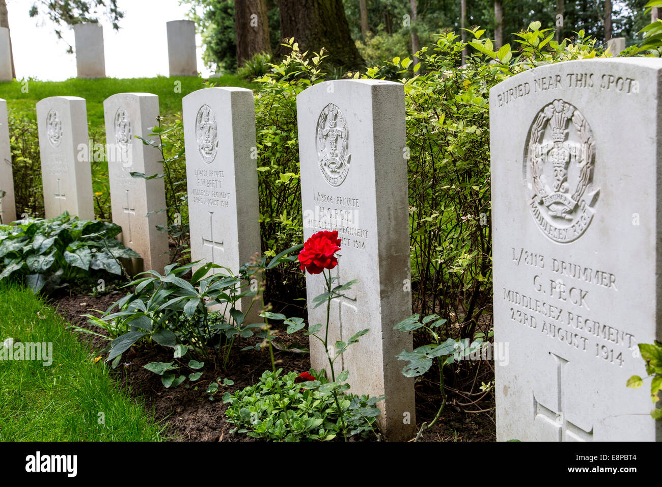 Military cemetery of Saint Symphorien, German and British war graves ...