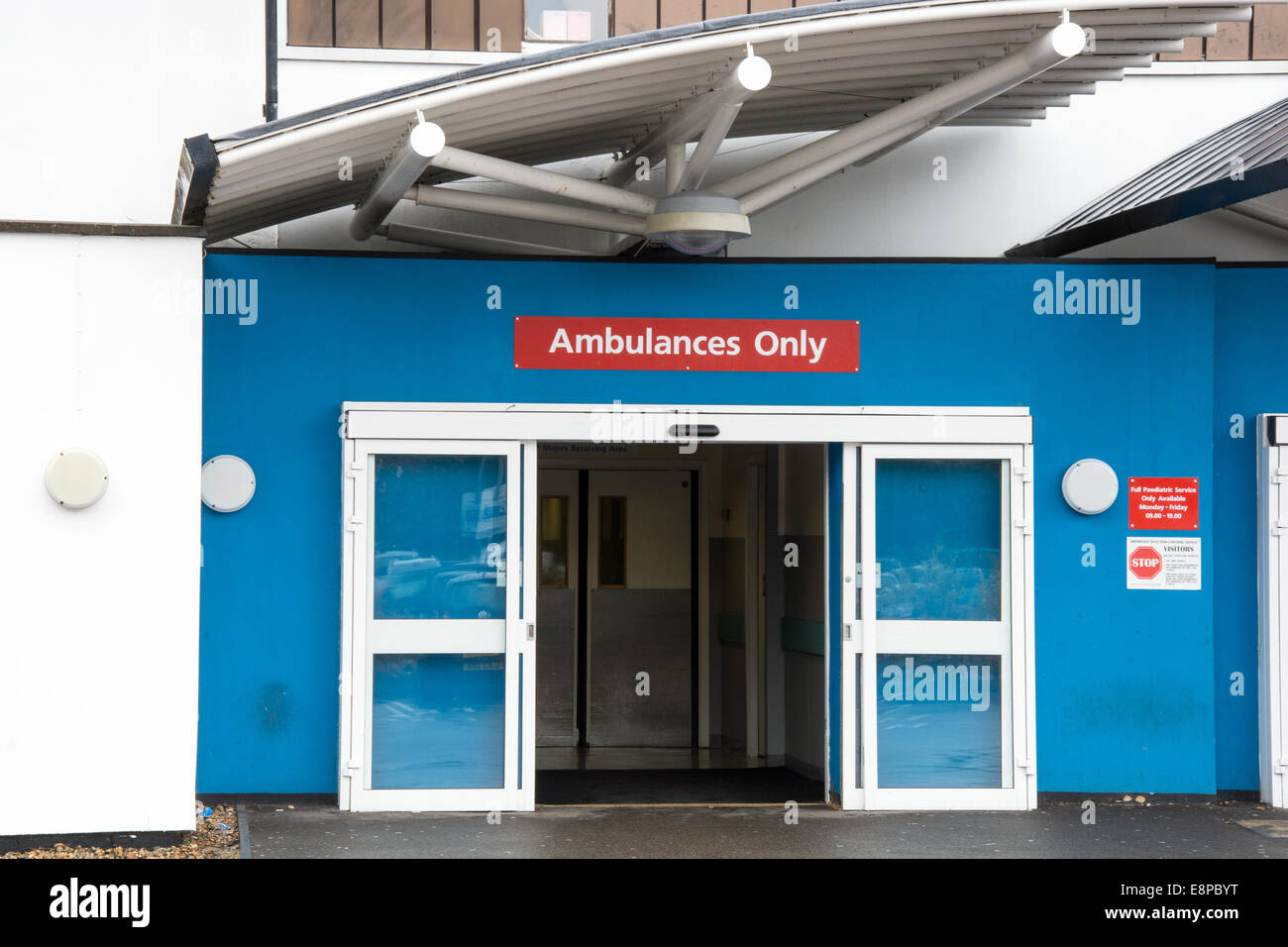 Maidstone Hospital A&E entrance Stock Photo - Alamy
