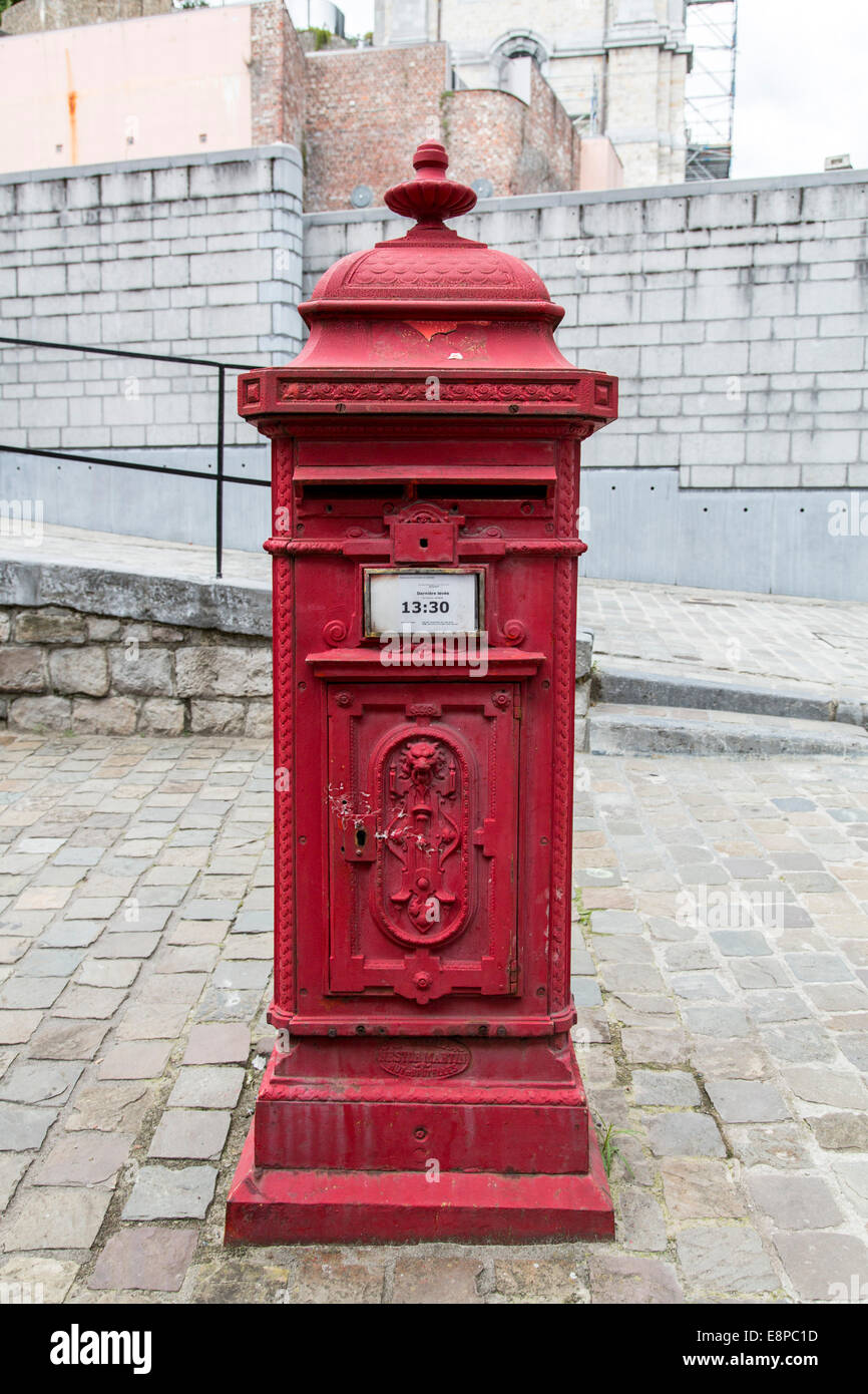 Old, red mailbox, Belgian Post and Mail, old town, Mons, Belgium Stock ...