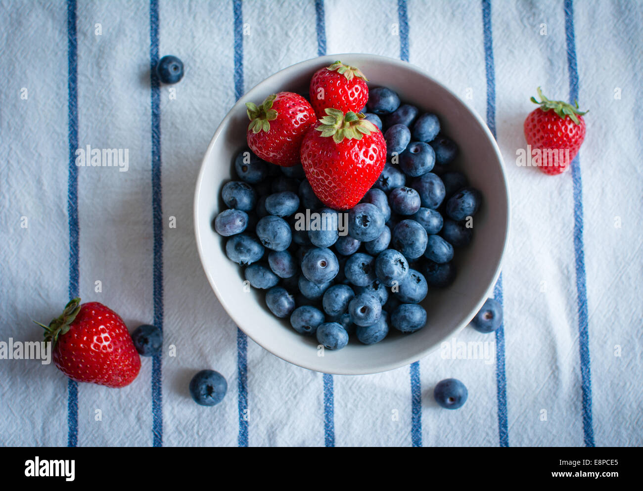 strawberries and blueberries Stock Photo - Alamy