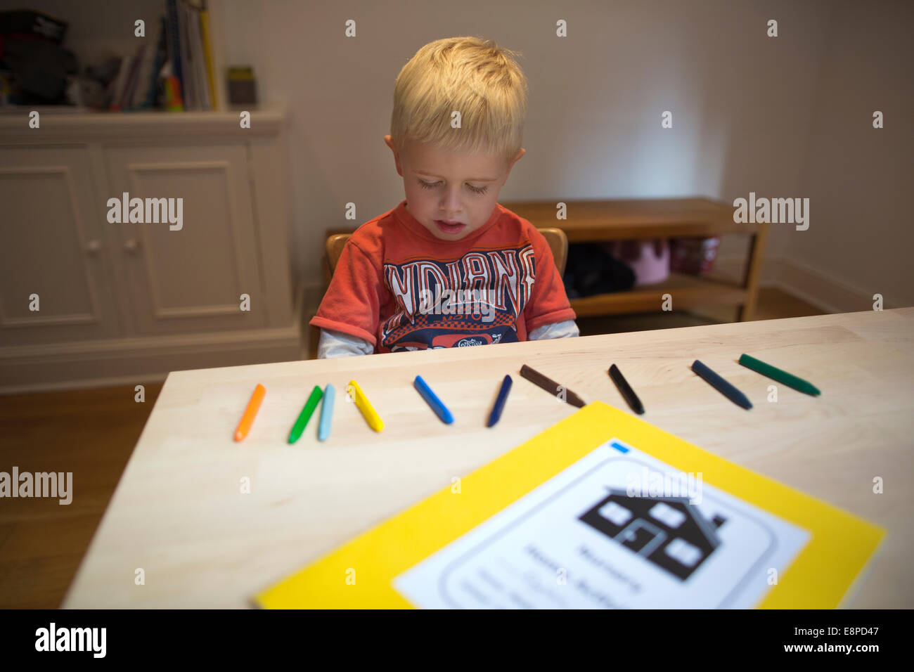 Nursery school children counting hi-res stock photography and images ...