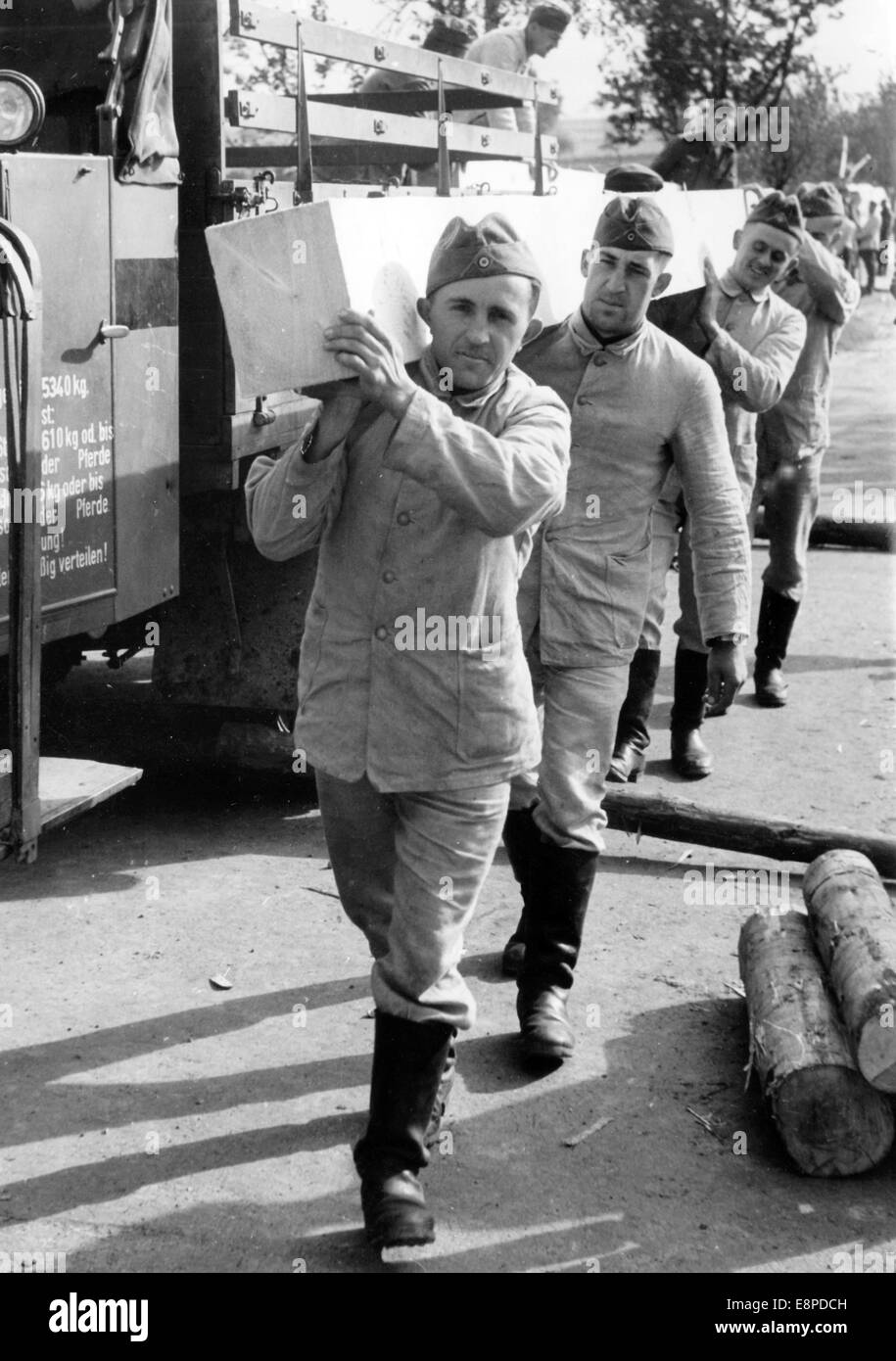 The Nazi propaganda picture shows German Wehrmacht engineers building a ...