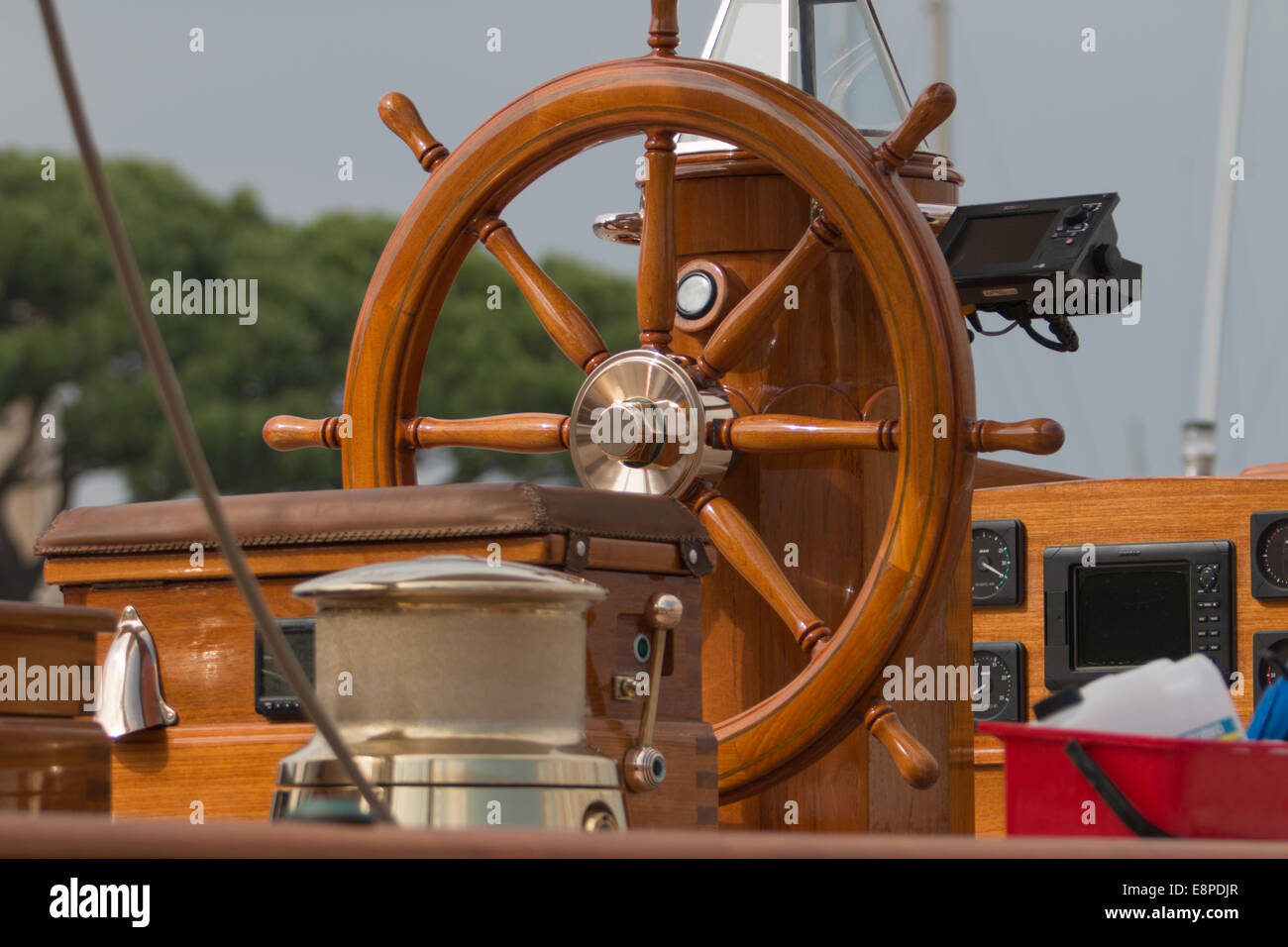 Yacht wheel & instruments Stock Photo - Alamy