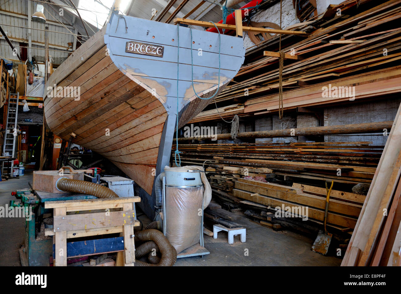 Wooden boat workshop hi-res stock photography and images - Alamy