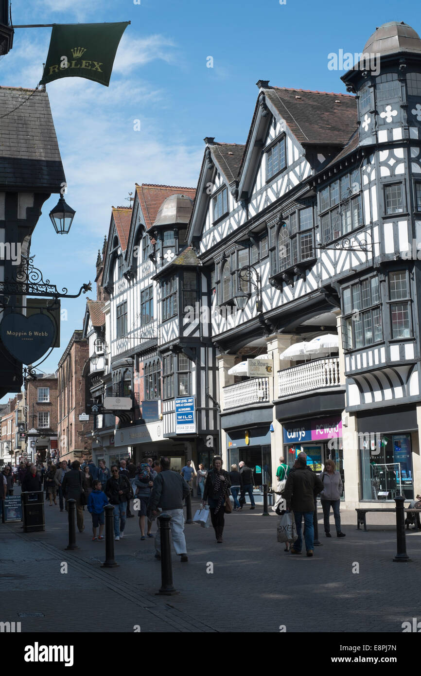 Chester shops hi-res stock photography and images - Alamy