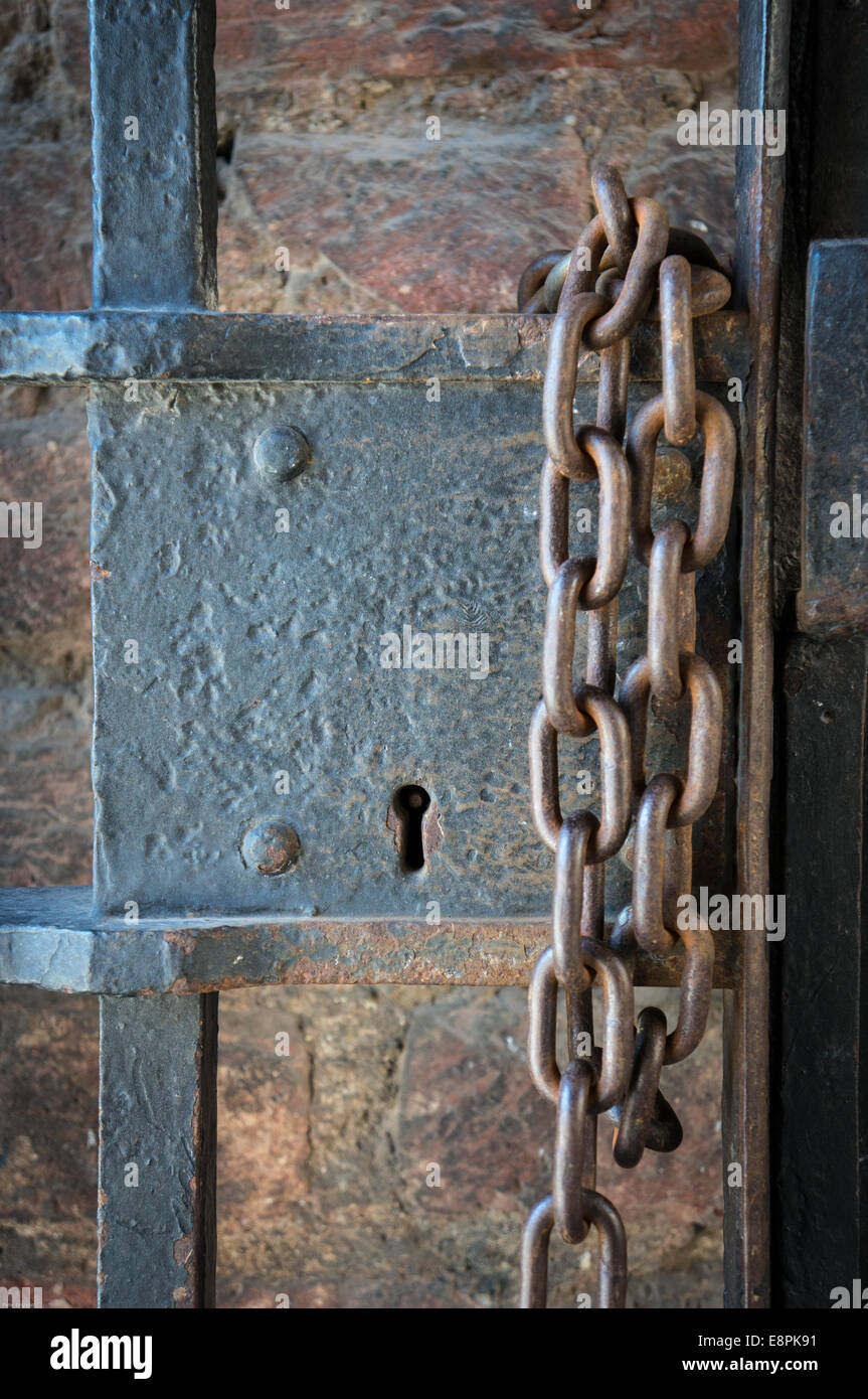 Castle Lock and Chain Stock Photo - Alamy
