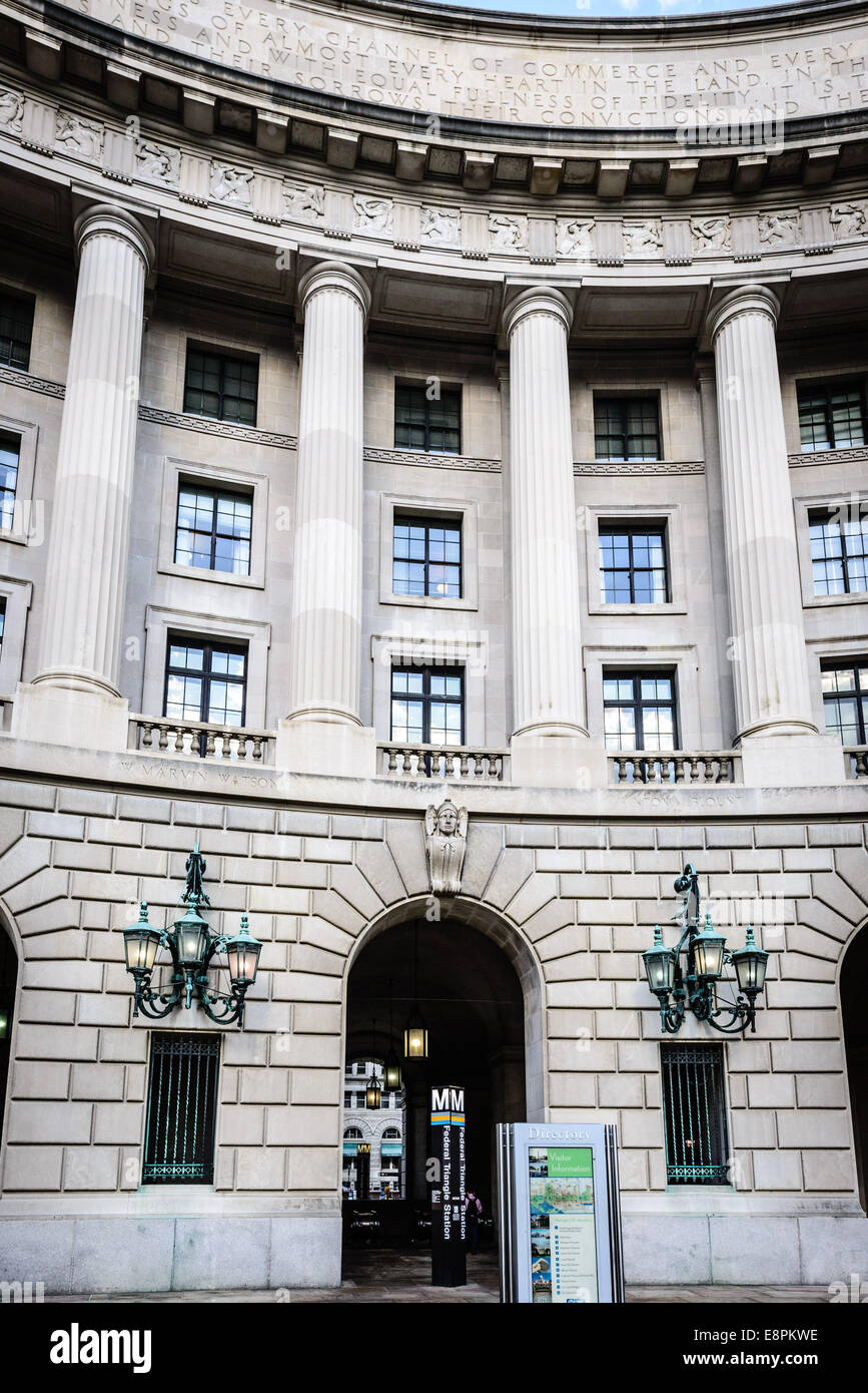William Jefferson Clinton Federal Building (formerly Ariel Rios ...