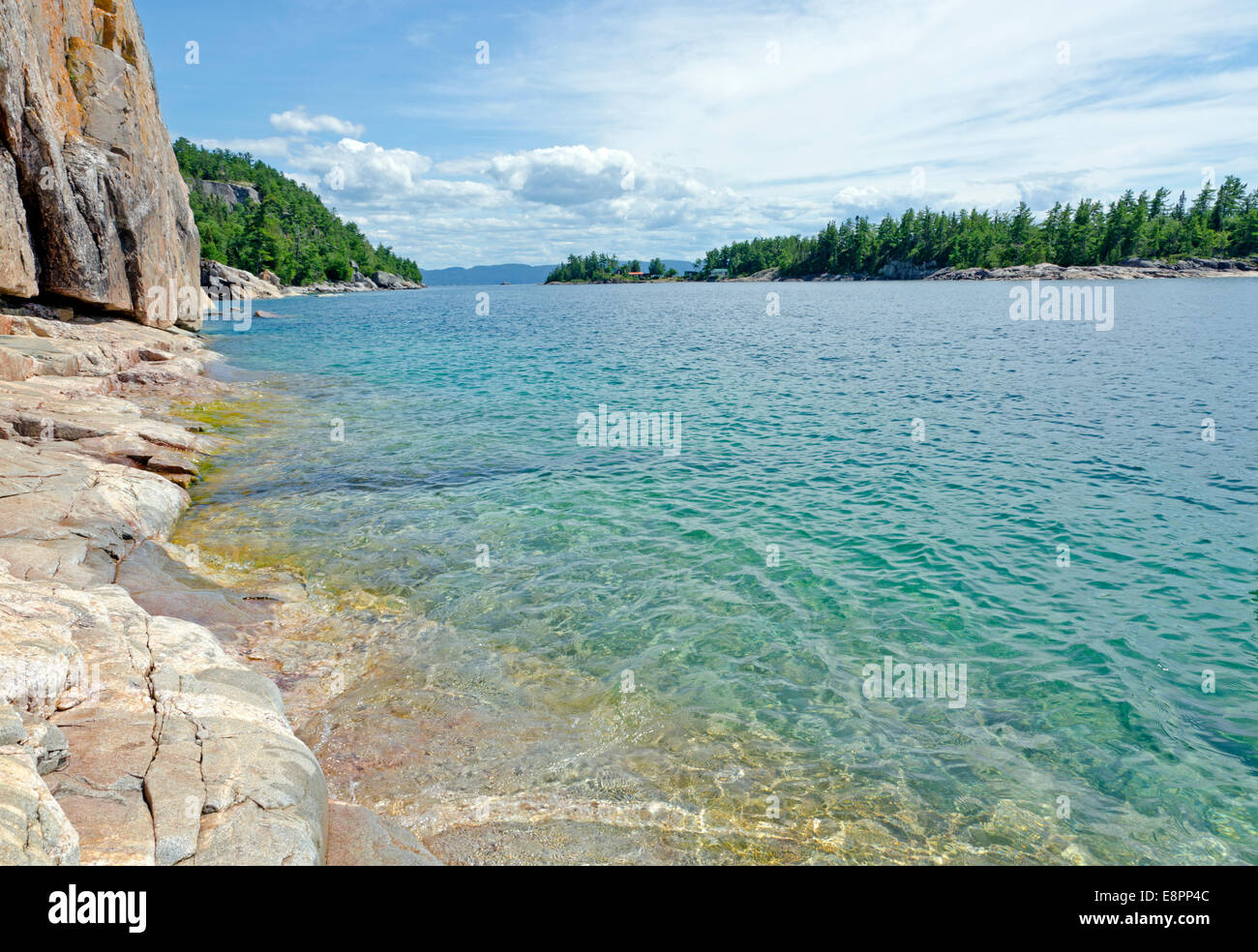 Cliff by the shore hi-res stock photography and images - Alamy