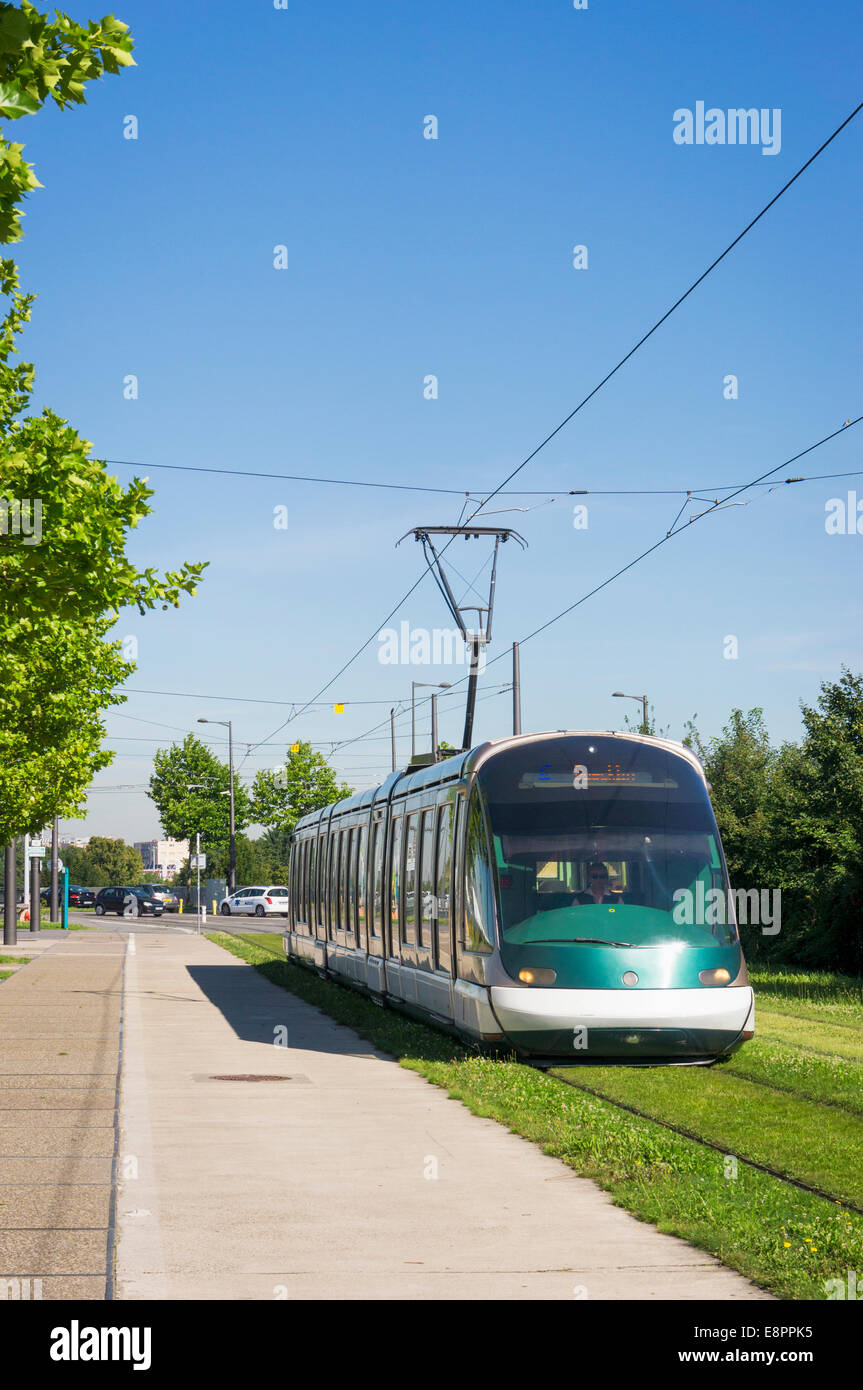 Strasbourg tram hi-res stock photography and images - Alamy