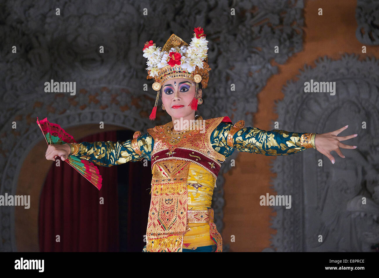 Close-up female dancer dancing Legong Dance Ubud Bali Indonesia Stock ...