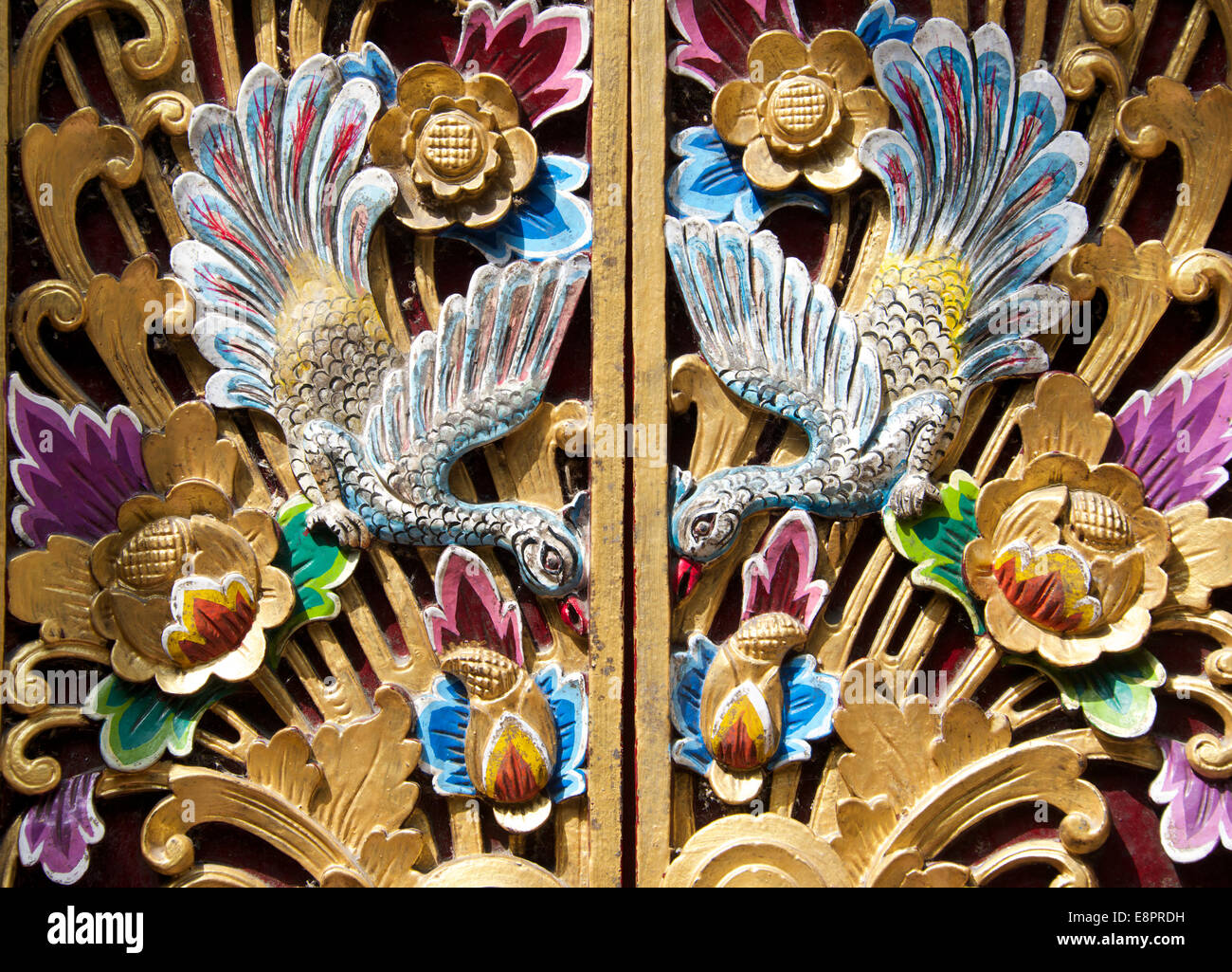 Carved doors hi-res stock photography and images - Alamy